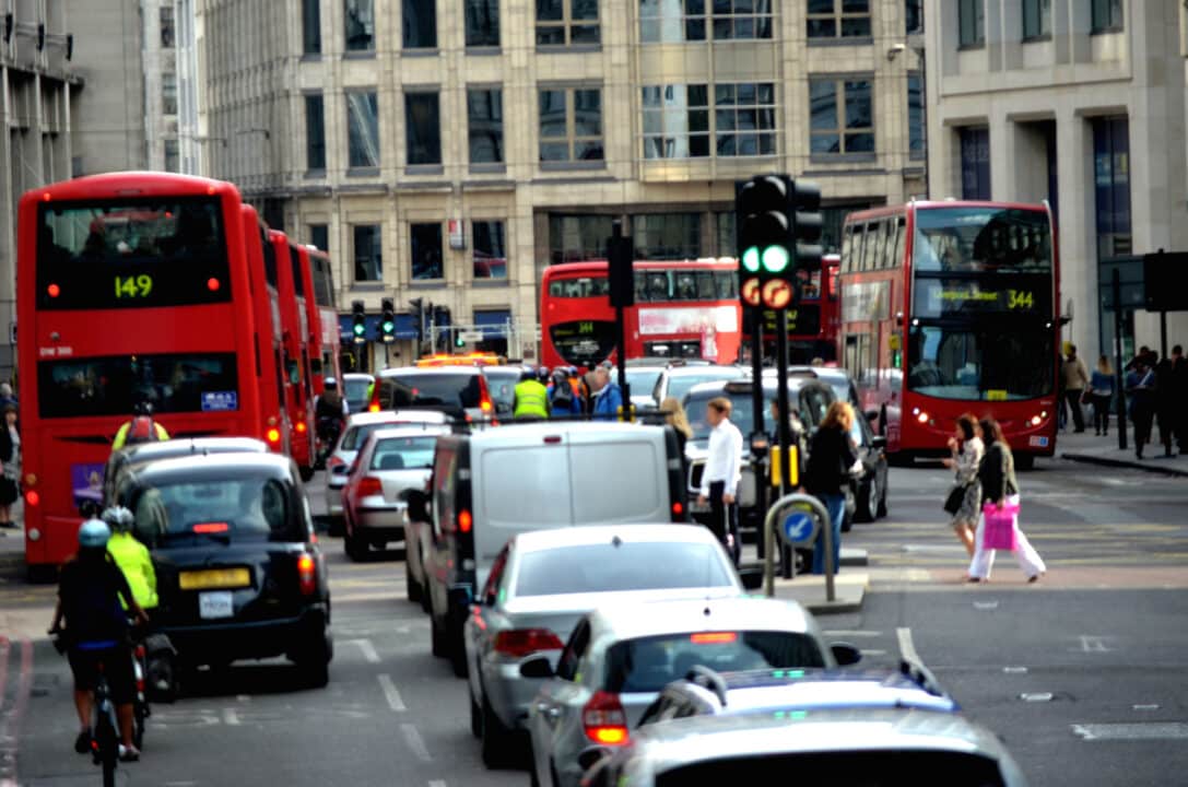 11 Ways to Cope with Stress When You're Driving | Holts